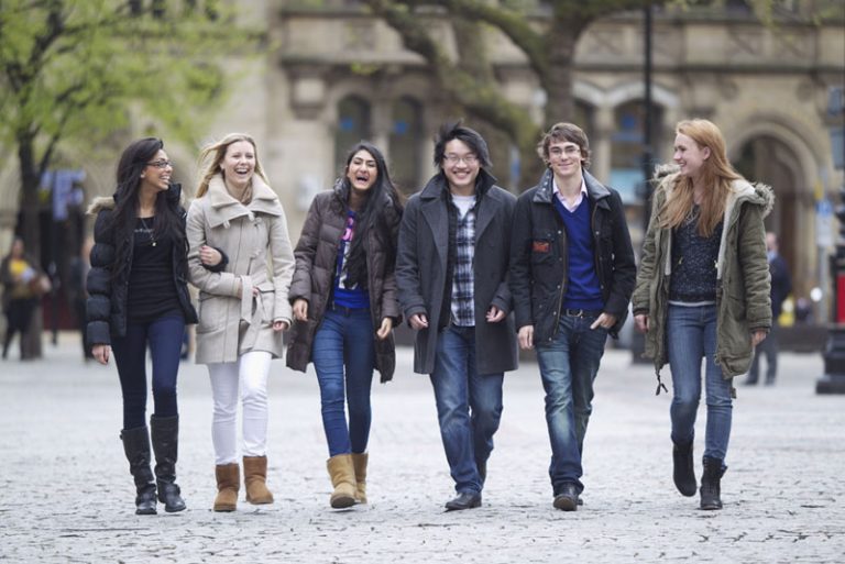 Sixth Form Taster Day | Abbey Manchester